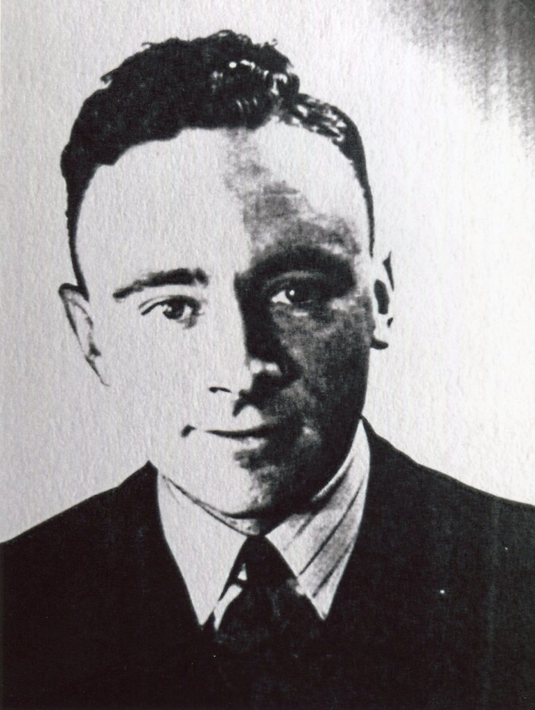 Neil Murray and Murray’s Self Serve Shop – Riverstone & District ...